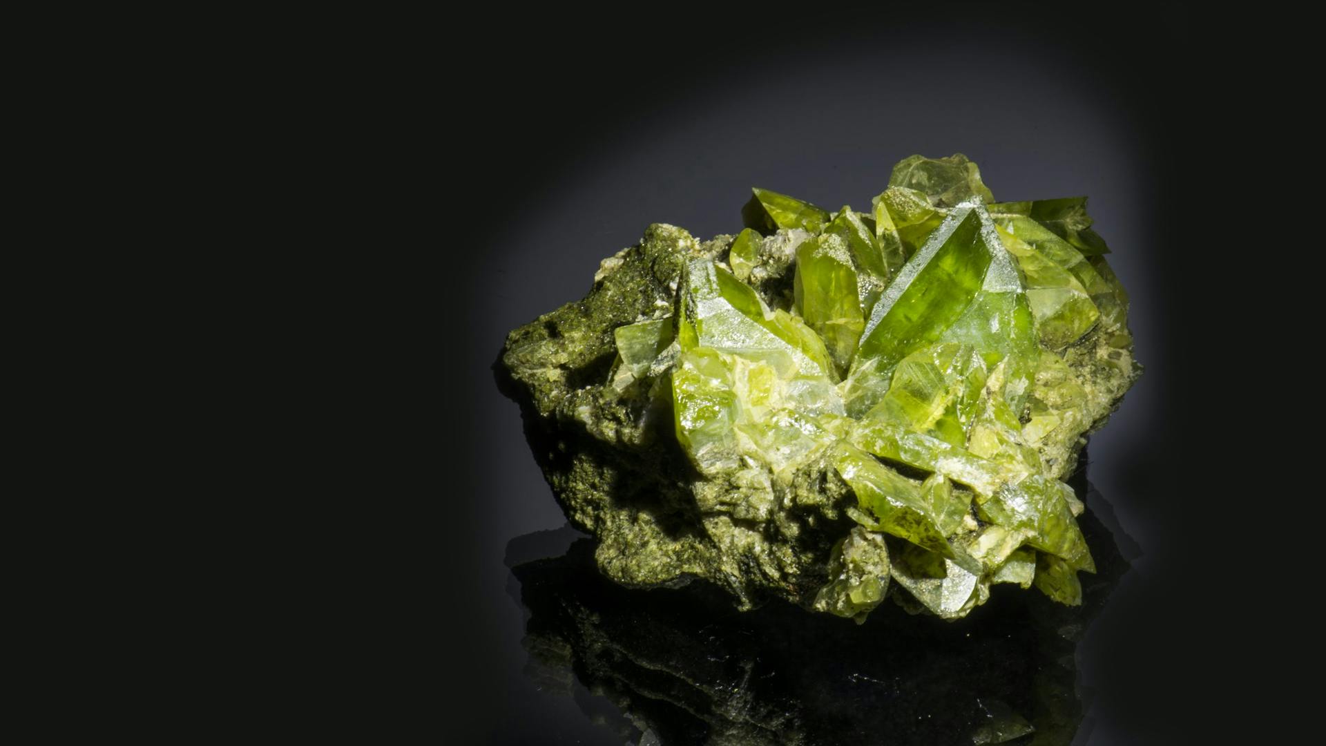 Sphene Gemstone Natural Titanite Loose Sphene Gemstone